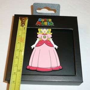 Bioworld | Jewelry | Princess Peach 3 Lapel Pin Super Mario Nintendo ...